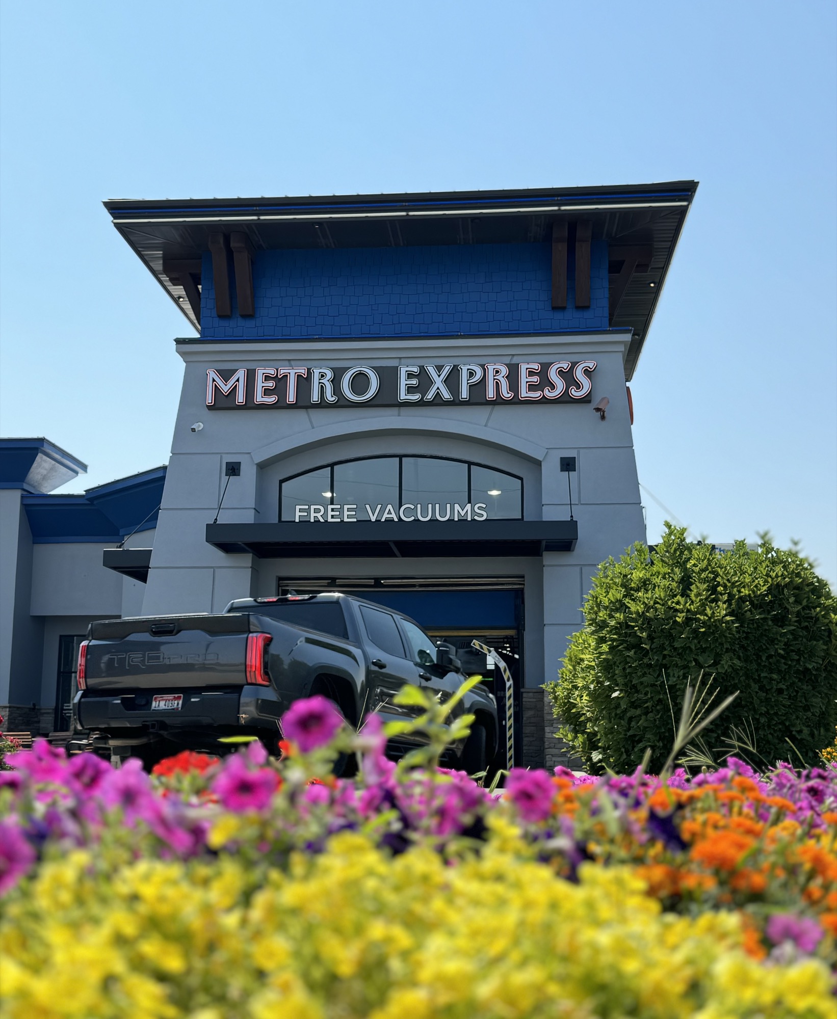 Meridian (Overland) - Metro Express
